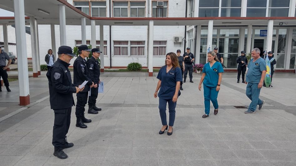 Entrega de Diplomas en reconocimiento al personal de Unidad 30 General ...
